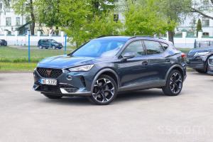 Pelēks Cupra Formentor 2022 Rīga, ar dzinēja tilpumu 2.00 L un nobraukumu 33 tūkst. km par 27990 €, foto 31 vietnē AUTOMOTO.COM.LV