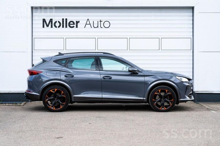 Pelēks Cupra Formentor 2022 Rīga, ar dzinēja tilpumu 2.00 L un nobraukumu 45 tūkst. km par 26950 €, foto 6 vietnē AUTOMOTO.COM.LV
