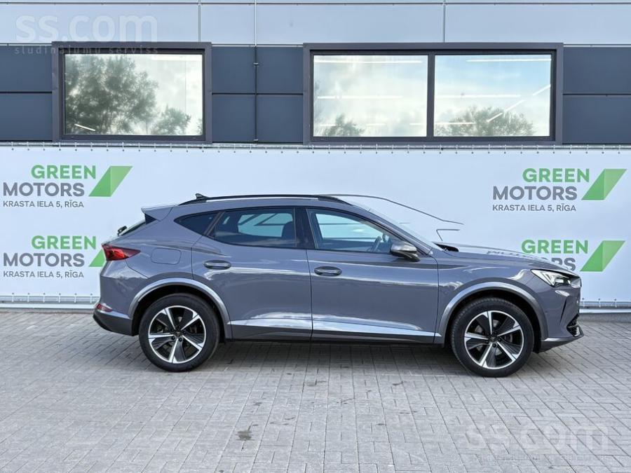 Pelēks Cupra Formentor 2022 Rīga, ar dzinēja tilpumu 1.50 L un nobraukumu 40 tūkst. km par 22900 €, foto 6 vietnē AUTOMOTO.COM.LV