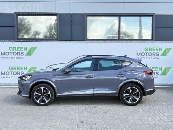 Серый Cupra Formentor 2022 в Рига, объемом двигателя 1.50 л и пробегом 40 тыс. км за 22900 €, фото 6 на AUTOMOTO.COM.LV