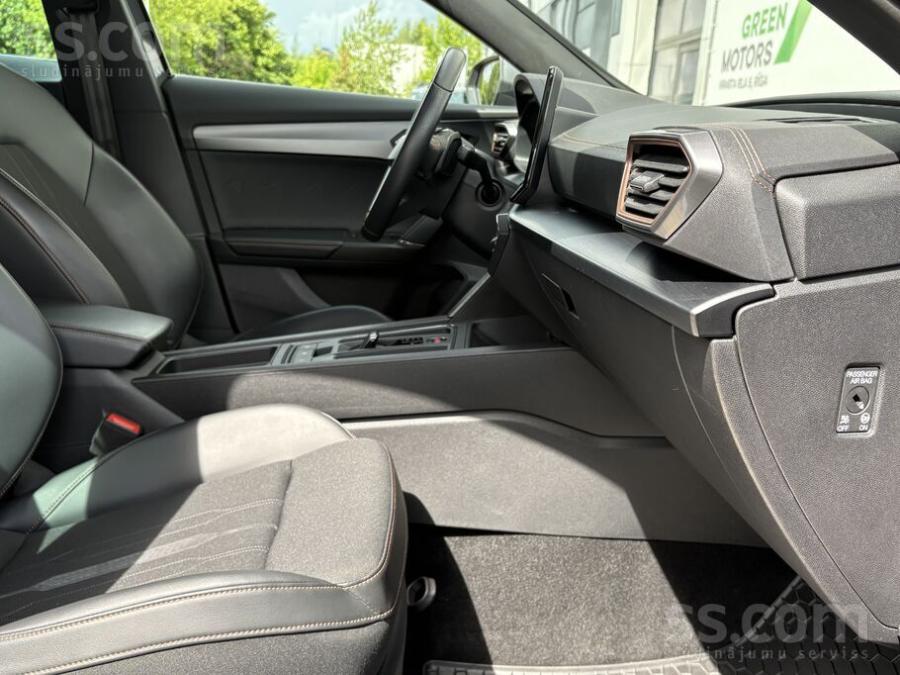 Pelēks Cupra Formentor 2022 Rīga, ar dzinēja tilpumu 1.50 L un nobraukumu 40 tūkst. km par 22900 €, foto 27 vietnē AUTOMOTO.COM.LV