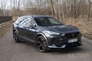 Pelēks Cupra Formentor 2022 Rīga, ar dzinēja tilpumu 2.00 L un nobraukumu 45 tūkst. km par 29200 €, foto 4 vietnē AUTOMOTO.COM.LV