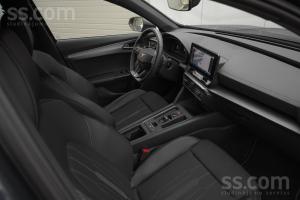 Grey Cupra Formentor 2022 in Jelgava, with an engine capacity of 1.40 L and mileage of 67 thousand km for 24750 €, photo 11 on AUTOMOTO.COM.LV