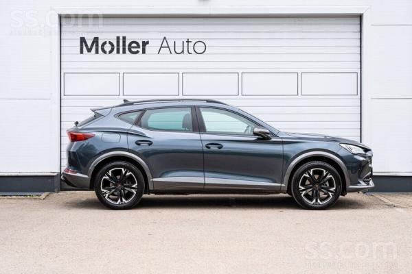 Серый Cupra Formentor 2022 в Рига, объемом двигателя 1.40 л и пробегом 70 тыс. км за 24950 €, фото 5 на AUTOMOTO.COM.LV
