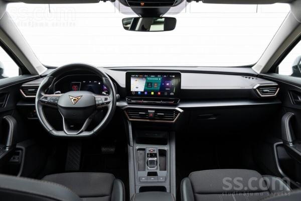Серый Cupra Formentor 2022 в Рига, объемом двигателя 1.40 л и пробегом 70 тыс. км за 24950 €, фото 8 на AUTOMOTO.COM.LV