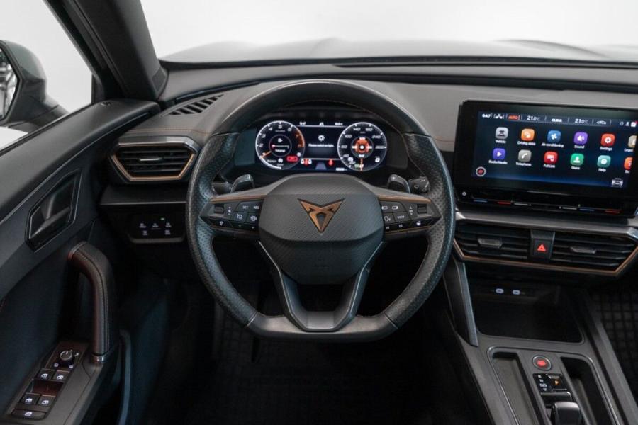 Pelēks Cupra Formentor 2022 Viļņa, ar dzinēja tilpumu 1.50 L un nobraukumu 89 tūkst. km par 23900 €, foto 10 vietnē AUTOMOTO.COM.LV