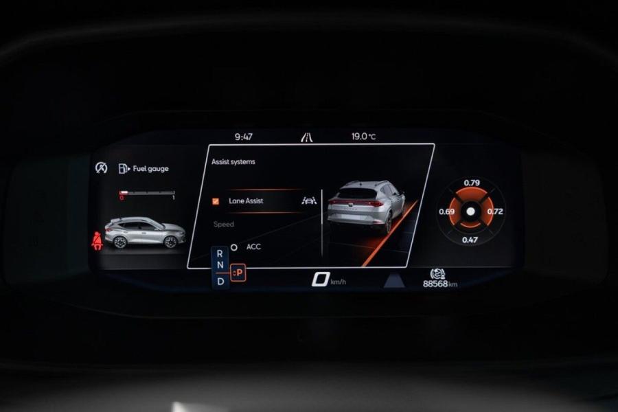 Pelēks Cupra Formentor 2022 Viļņa, ar dzinēja tilpumu 1.50 L un nobraukumu 89 tūkst. km par 23900 €, foto 12 vietnē AUTOMOTO.COM.LV