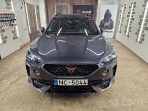 Pelēks Cupra Formentor 2022 Jēkabpils, ar dzinēja tilpumu 1.50 L un nobraukumu 52 tūkst. km par 23000 €, foto  vietnē AUTOMOTO.COM.LV