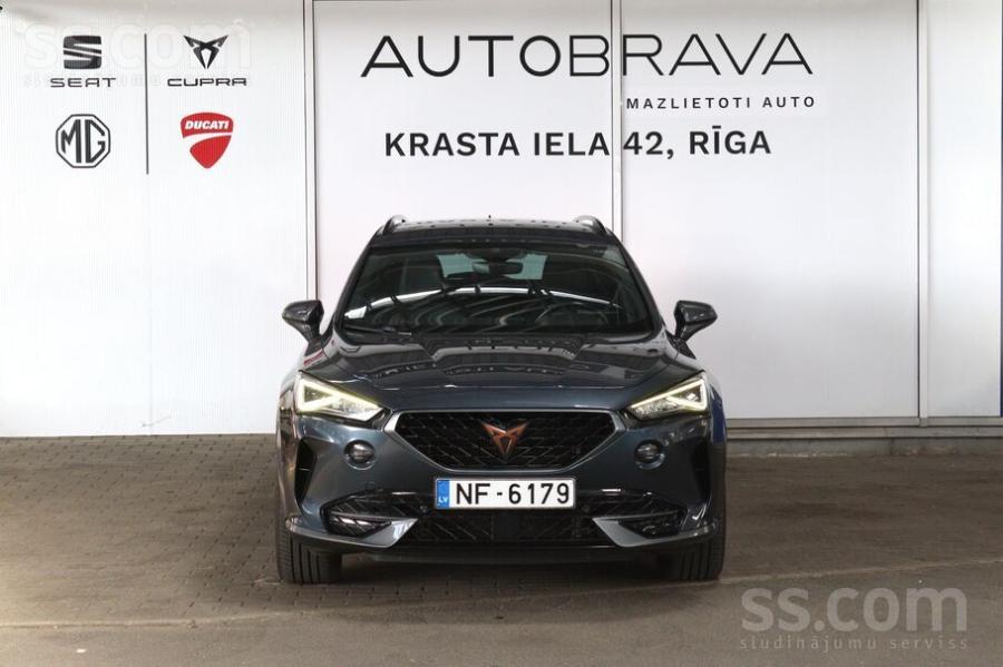 Pelēks Cupra Formentor 2022 Rīga, ar dzinēja tilpumu 1.50 L un nobraukumu 123 tūkst. km par 19990 €, foto 3 vietnē AUTOMOTO.COM.LV