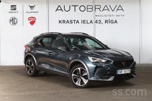 Pelēks Cupra Formentor 2022 Rīga, ar dzinēja tilpumu 1.50 L un nobraukumu 123 tūkst. km par 19990 €, foto 4 vietnē AUTOMOTO.COM.LV