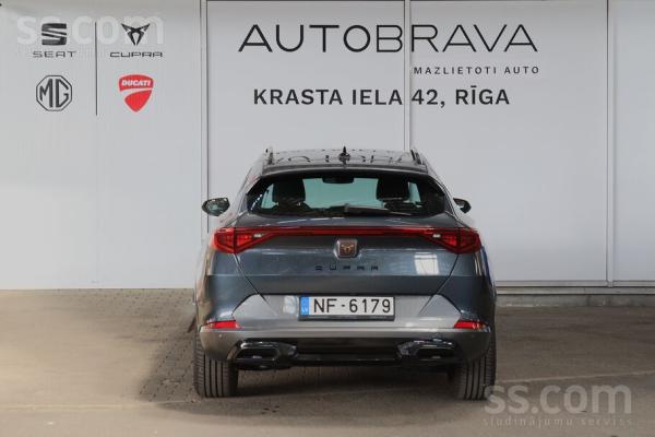 Pelēks Cupra Formentor 2022 Rīga, ar dzinēja tilpumu 1.50 L un nobraukumu 123 tūkst. km par 19990 €, foto 7 vietnē AUTOMOTO.COM.LV