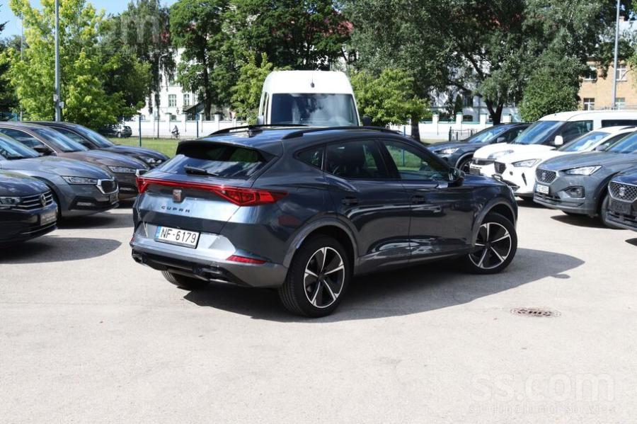 Pelēks Cupra Formentor 2022 Rīga, ar dzinēja tilpumu 1.50 L un nobraukumu 123 tūkst. km par 19990 €, foto 31 vietnē AUTOMOTO.COM.LV