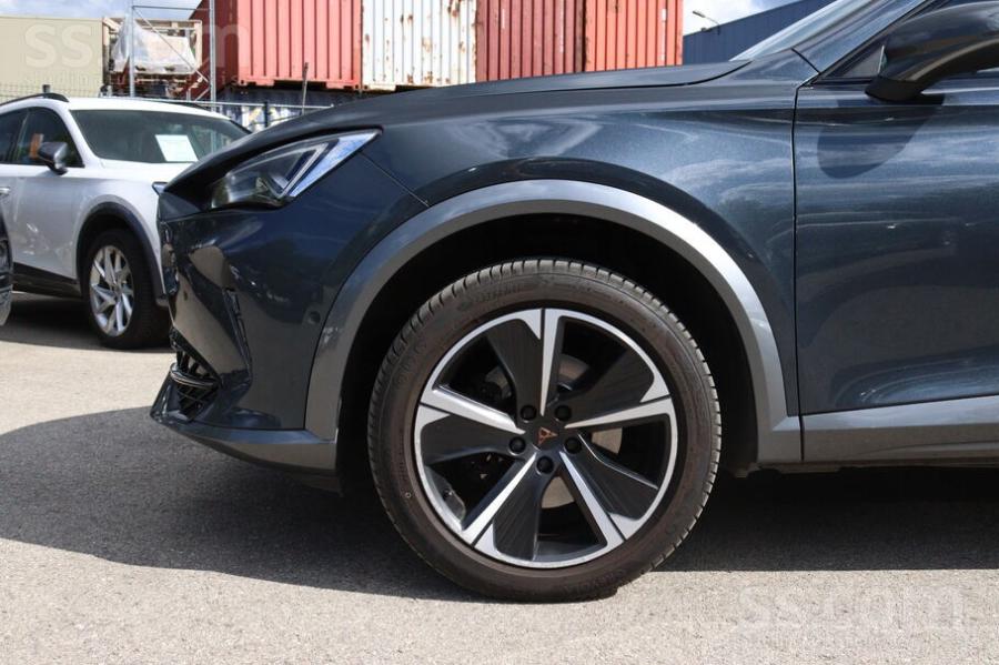 Pelēks Cupra Formentor 2022 Rīga, ar dzinēja tilpumu 1.50 L un nobraukumu 123 tūkst. km par 19990 €, foto 32 vietnē AUTOMOTO.COM.LV