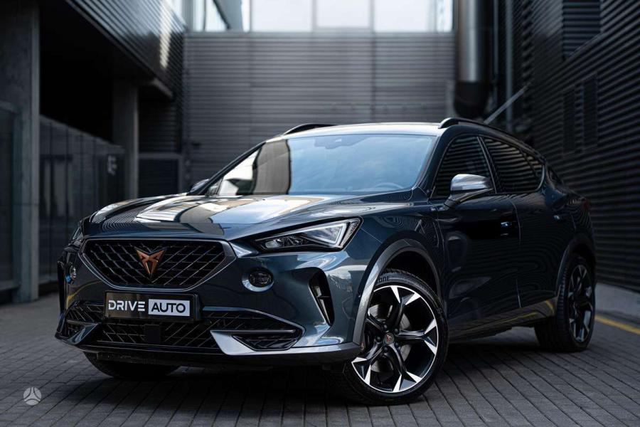 Серый Cupra Formentor 2022 в Вильнюс, объемом двигателя 1.40 л и пробегом 31 тыс. км за 25900 €, фото 1 на AUTOMOTO.COM.LV