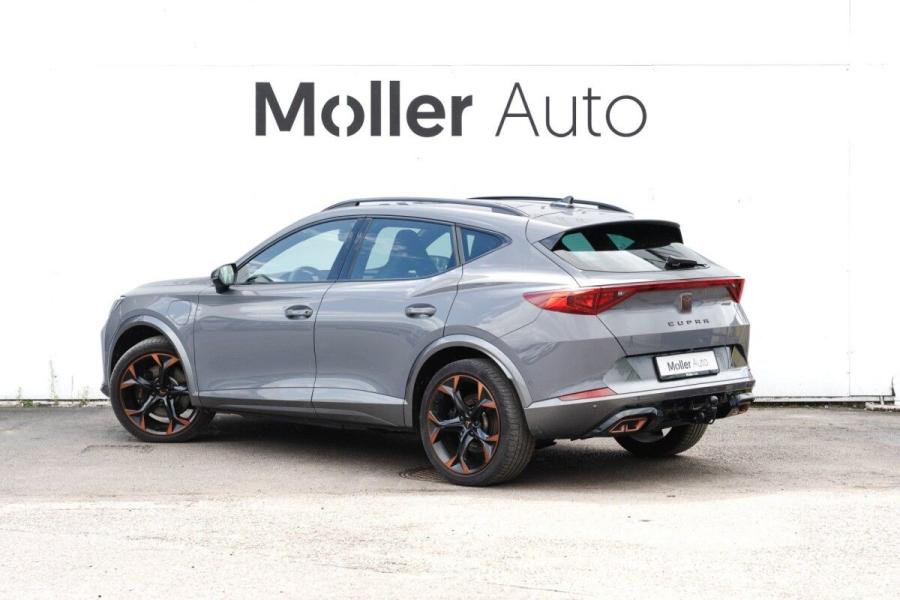 Pelēks Cupra Formentor 2022 Rīga, ar dzinēja tilpumu 1.40 L un nobraukumu 62 tūkst. km par 25500 €, foto 4 vietnē AUTOMOTO.COM.LV
