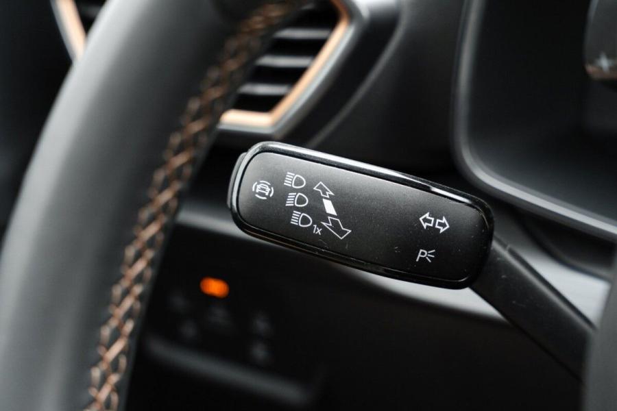 Pelēks Cupra Formentor 2022 Rīga, ar dzinēja tilpumu 1.40 L un nobraukumu 62 tūkst. km par 25500 €, foto 17 vietnē AUTOMOTO.COM.LV