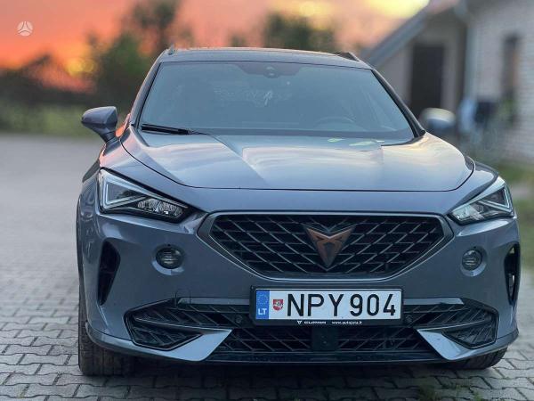 Grey Cupra Formentor 2022 in Vilnius, with an engine capacity of 1.98 L and mileage of 25 thousand km for 23500 €, photo 3 on AUTOMOTO.COM.LV