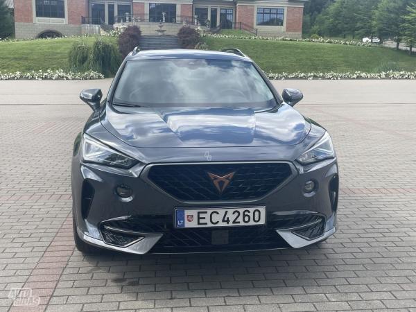 Grey Cupra Formentor 2022 in Vilnius, with an engine capacity of 1.40 L and mileage of 32 thousand km for 25900 €, photo 5 on AUTOMOTO.COM.LV