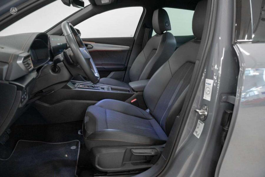 Pelēks Cupra Formentor 2022 Viļņa, ar dzinēja tilpumu 1.40 L un nobraukumu 83 tūkst. km par 23900 €, foto 8 vietnē AUTOMOTO.COM.LV