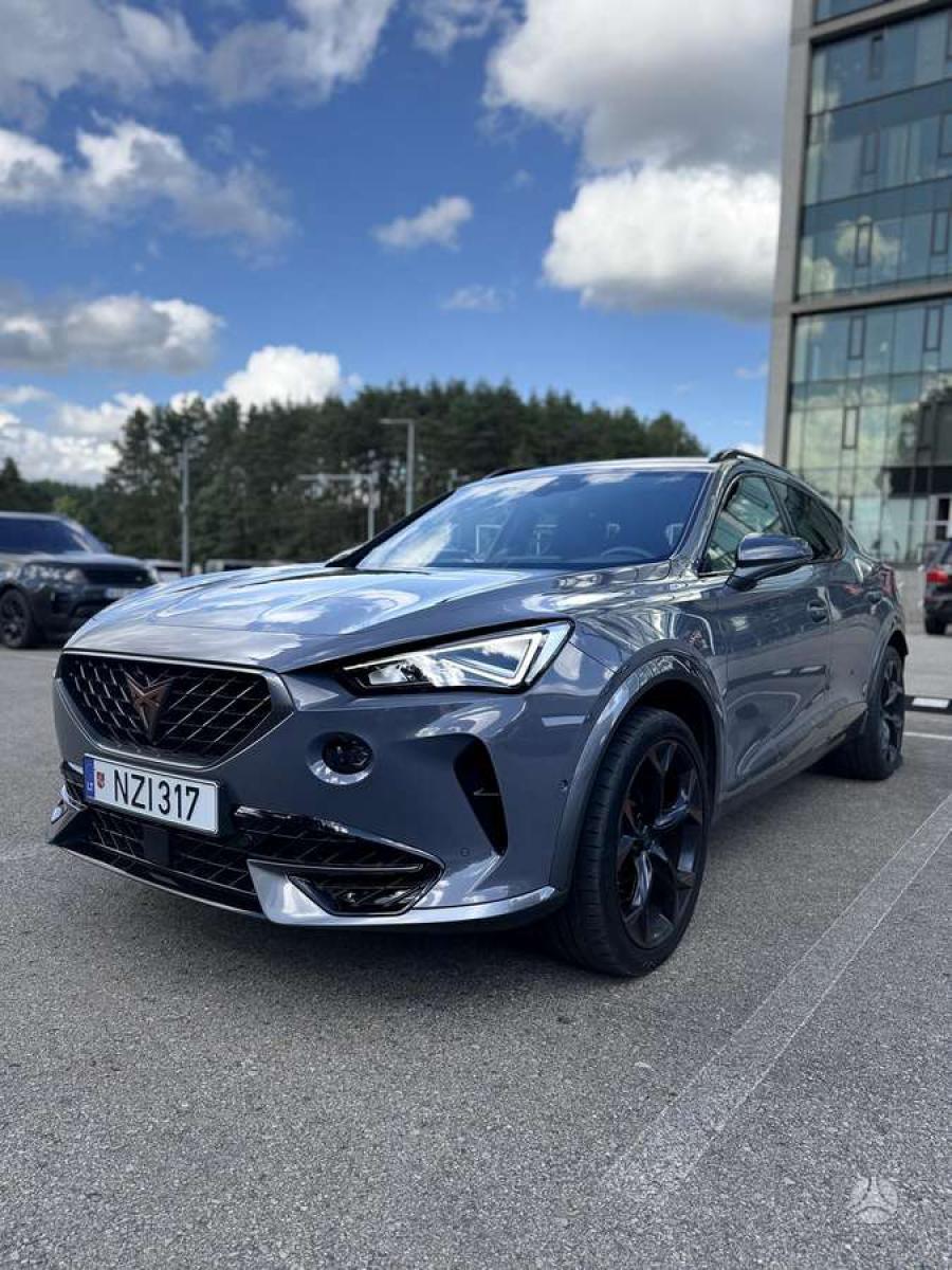 Pelēks Cupra Formentor 2022 Viļņa, ar dzinēja tilpumu 1.98 L un nobraukumu 102 tūkst. km par 26400 €, foto 1 vietnē AUTOMOTO.COM.LV
