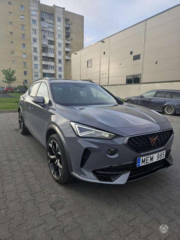 Серый Cupra Formentor 2022 в Вильнюс, объемом двигателя 1.98 л и пробегом 90 тыс. км за 24900 €, фото 1 на AUTOMOTO.COM.LV
