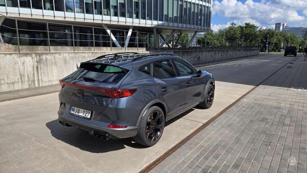 Grey Cupra Formentor 2022 in Vilnius, with an engine capacity of 1.98 L and mileage of 52 thousand km for 27800 €, photo 2 on AUTOMOTO.COM.LV