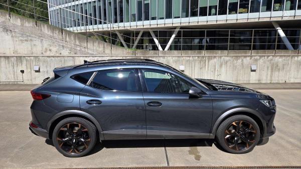 Grey Cupra Formentor 2022 in Vilnius, with an engine capacity of 1.98 L and mileage of 52 thousand km for 27800 €, photo 7 on AUTOMOTO.COM.LV