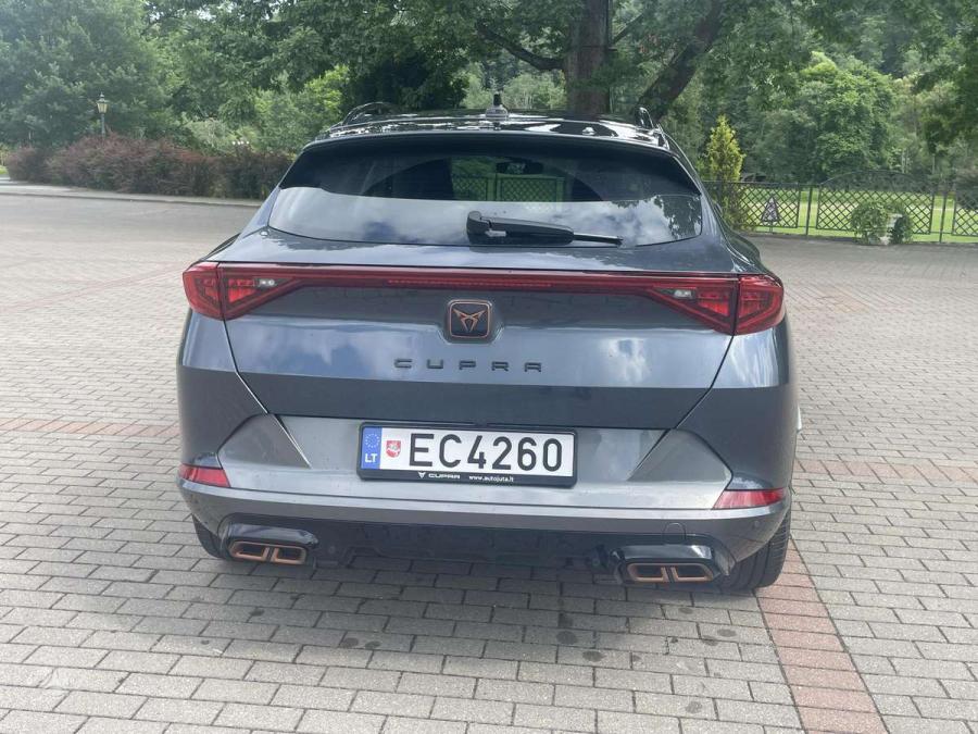 Grey Cupra Formentor 2022 in Vilnius, with an engine capacity of 1.40 L and mileage of 32 thousand km for 24500 €, photo 6 on AUTOMOTO.COM.LV