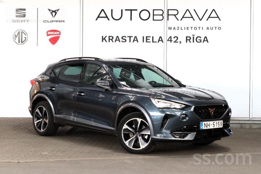 Grey Cupra Formentor 2022 in Riga, with an engine capacity of 1.50 L and mileage of 24 thousand km for 23490 €, photo 4 on AUTOMOTO.COM.LV