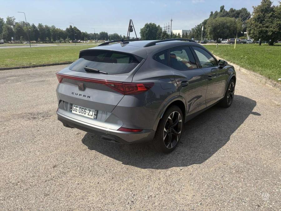 Серый Cupra Formentor 2022 в Каунас, объемом двигателя 1.97 л и пробегом 210 тыс. км за 19900 €, фото 6 на AUTOMOTO.COM.LV