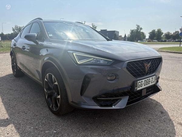 Grey Cupra Formentor 2022 in Kaunas, with an engine capacity of 1.97 L and mileage of 210 thousand km for 19900 €, photo 7 on AUTOMOTO.COM.LV