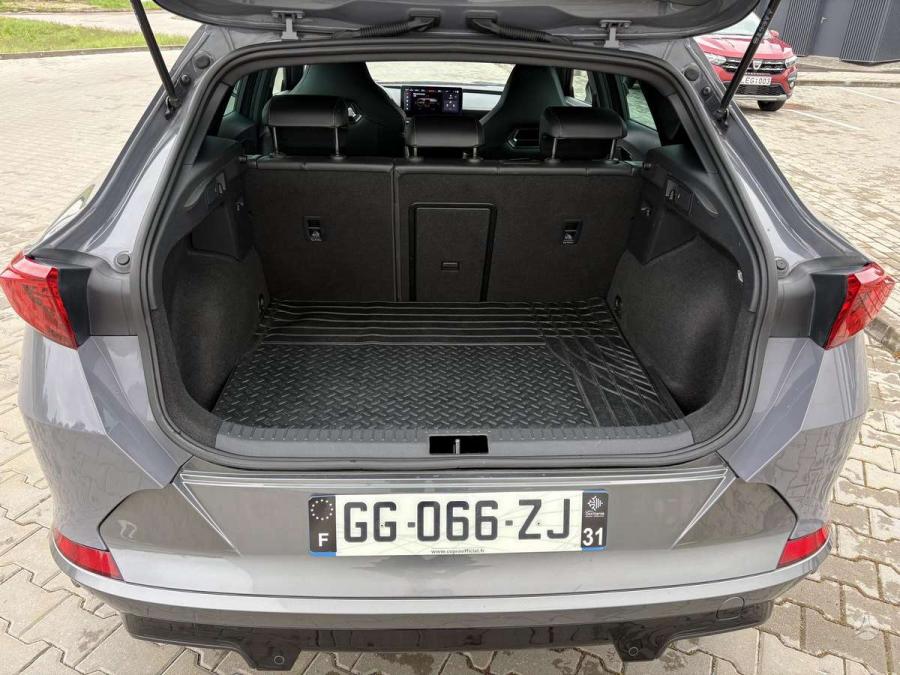 Серый Cupra Formentor 2022 в Каунас, объемом двигателя 1.97 л и пробегом 210 тыс. км за 19900 €, фото 20 на AUTOMOTO.COM.LV