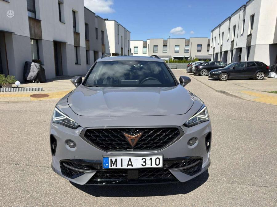 Pelēks Cupra Formentor 2022 Viļņa, ar dzinēja tilpumu 1.98 L un nobraukumu 93 tūkst. km par 28500 €, foto 3 vietnē AUTOMOTO.COM.LV