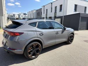Pelēks Cupra Formentor 2022 Viļņa, ar dzinēja tilpumu 1.98 L un nobraukumu 93 tūkst. km par 28500 €, foto 5 vietnē AUTOMOTO.COM.LV