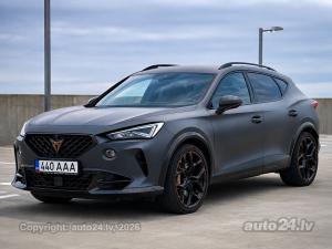 Серый Cupra Formentor 2022 в Таллин, объемом двигателя 2.50 л и пробегом 49 тыс. км за 38000 €, фото  на AUTOMOTO.COM.LV