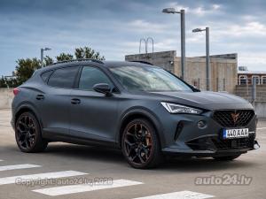 Серый Cupra Formentor 2022 в Таллин, объемом двигателя 2.50 л и пробегом 49 тыс. км за 38000 €, фото 3 на AUTOMOTO.COM.LV