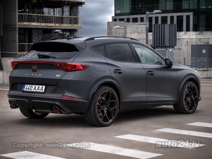 Серый Cupra Formentor 2022 в Таллин, объемом двигателя 2.50 л и пробегом 49 тыс. км за 38000 €, фото 6 на AUTOMOTO.COM.LV