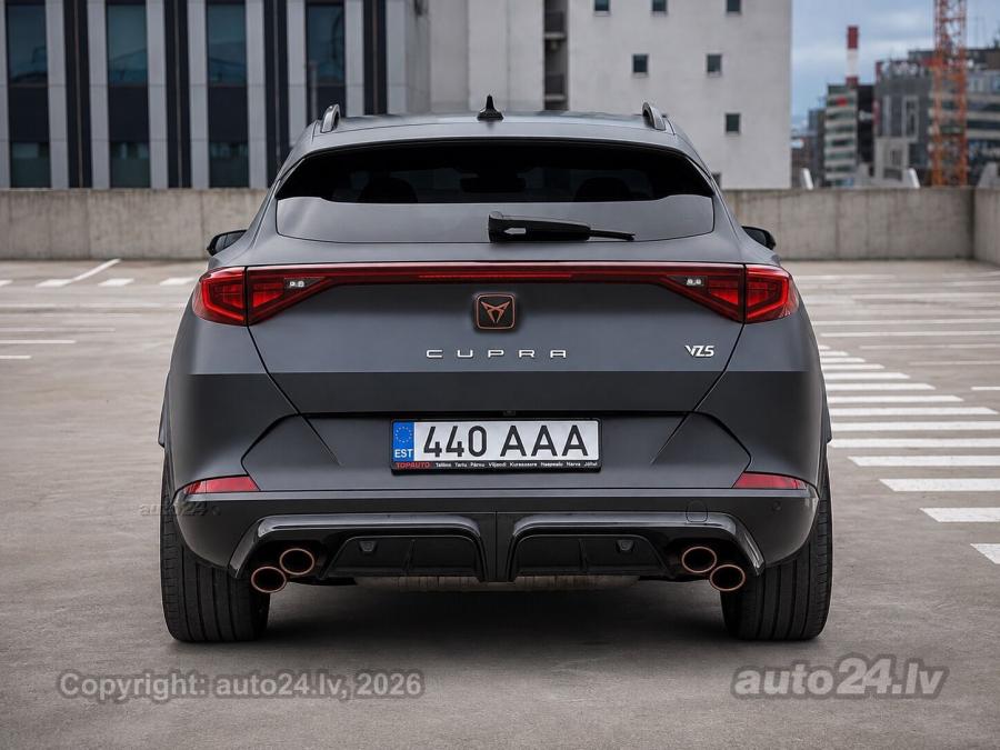 Серый Cupra Formentor 2022 в Таллин, объемом двигателя 2.50 л и пробегом 49 тыс. км за 38000 €, фото 7 на AUTOMOTO.COM.LV