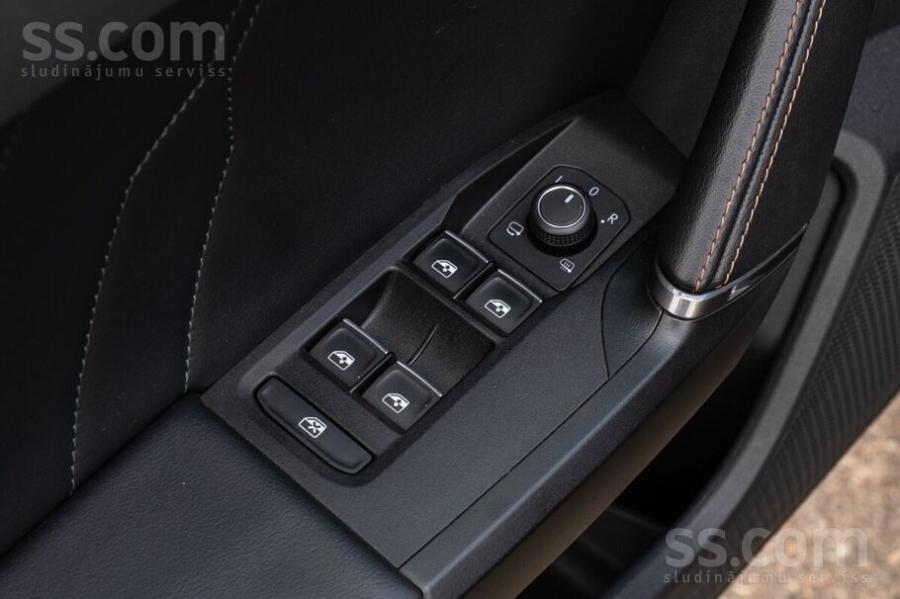 Pelēks Cupra Formentor 2022 Rīga, ar dzinēja tilpumu 2.00 L un nobraukumu 54 tūkst. km par 24950 €, foto 23 vietnē AUTOMOTO.COM.LV