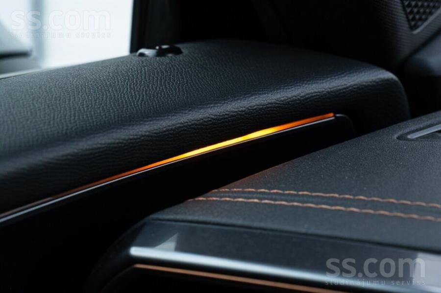 Pelēks Cupra Formentor 2022 Rīga, ar dzinēja tilpumu 2.00 L un nobraukumu 54 tūkst. km par 24950 €, foto 24 vietnē AUTOMOTO.COM.LV