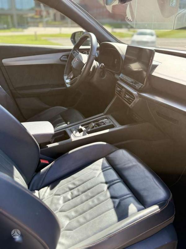 Pelēks Cupra Formentor 2022 Viļņa, ar dzinēja tilpumu 1.98 L un nobraukumu 113 tūkst. km par 27400 €, foto 10 vietnē AUTOMOTO.COM.LV