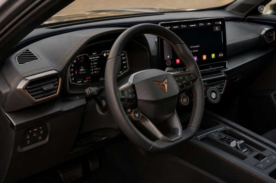 Grey Cupra Formentor 2022 in Vilnius, with an engine capacity of 1.98 L and mileage of 87 thousand km for 27700 €, photo 12 on AUTOMOTO.COM.LV