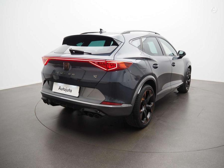Серый Cupra Formentor 2022 в Вильнюс, объемом двигателя 1.98 л и пробегом 79 тыс. км за 27900 €, фото 5 на AUTOMOTO.COM.LV