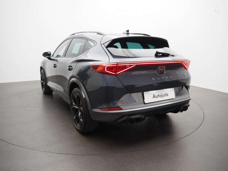 Серый Cupra Formentor 2022 в Вильнюс, объемом двигателя 1.98 л и пробегом 79 тыс. км за 27900 €, фото 7 на AUTOMOTO.COM.LV