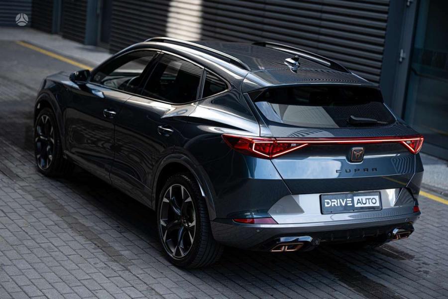 Серый Cupra Formentor 2022 в Вильнюс, объемом двигателя 1.40 л и пробегом 63 тыс. км за 23900 €, фото 3 на AUTOMOTO.COM.LV
