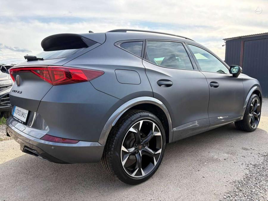 Pelēks Cupra Formentor 2022 Viļņa, ar dzinēja tilpumu 1.40 L un nobraukumu 83 tūkst. km par 22600 €, foto 7 vietnē AUTOMOTO.COM.LV