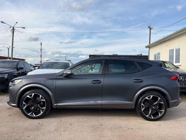Pelēks Cupra Formentor 2022 Viļņa, ar dzinēja tilpumu 1.40 L un nobraukumu 83 tūkst. km par 22600 €, foto 3 vietnē AUTOMOTO.COM.LV