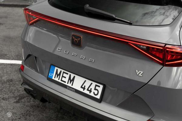 Grey Cupra Formentor 2022 in Vilnius, with an engine capacity of 1.98 L and mileage of 69 thousand km for 28500 €, photo 11 on AUTOMOTO.COM.LV