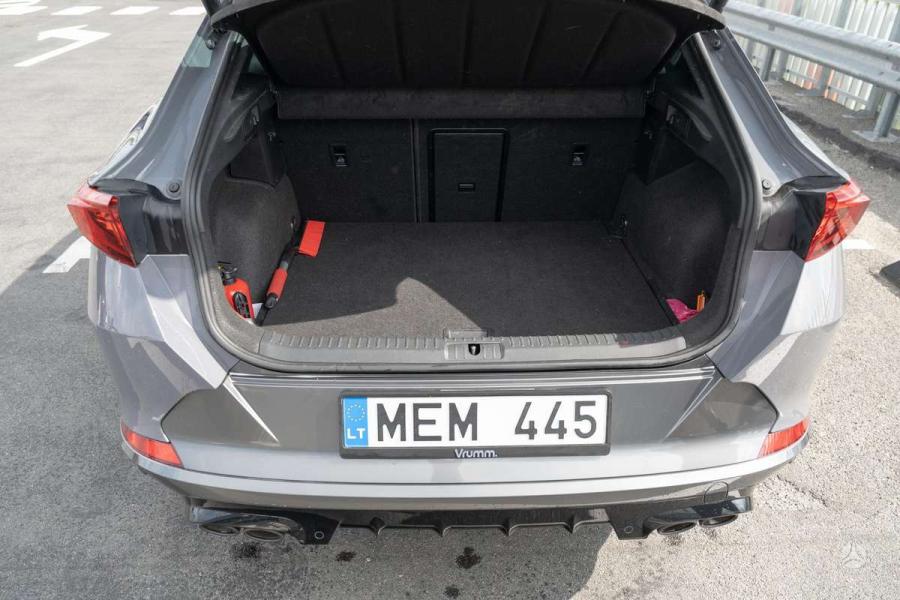 Серый Cupra Formentor 2022 в Вильнюс, объемом двигателя 1.98 л и пробегом 69 тыс. км за 28500 €, фото 12 на AUTOMOTO.COM.LV