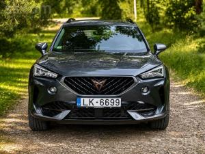 Grey Cupra Formentor 2022 in Riga, with an engine capacity of 1.40 L and mileage of 116 thousand km for 24900 €, photo 3 on AUTOMOTO.COM.LV